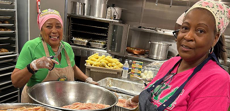 Alpha Kappa Alpha Sorority Chapter serves 309 families through 'Our ...