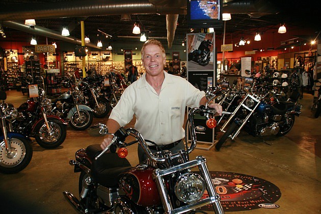 CEO Fitness: Two New Knees | Business Observer