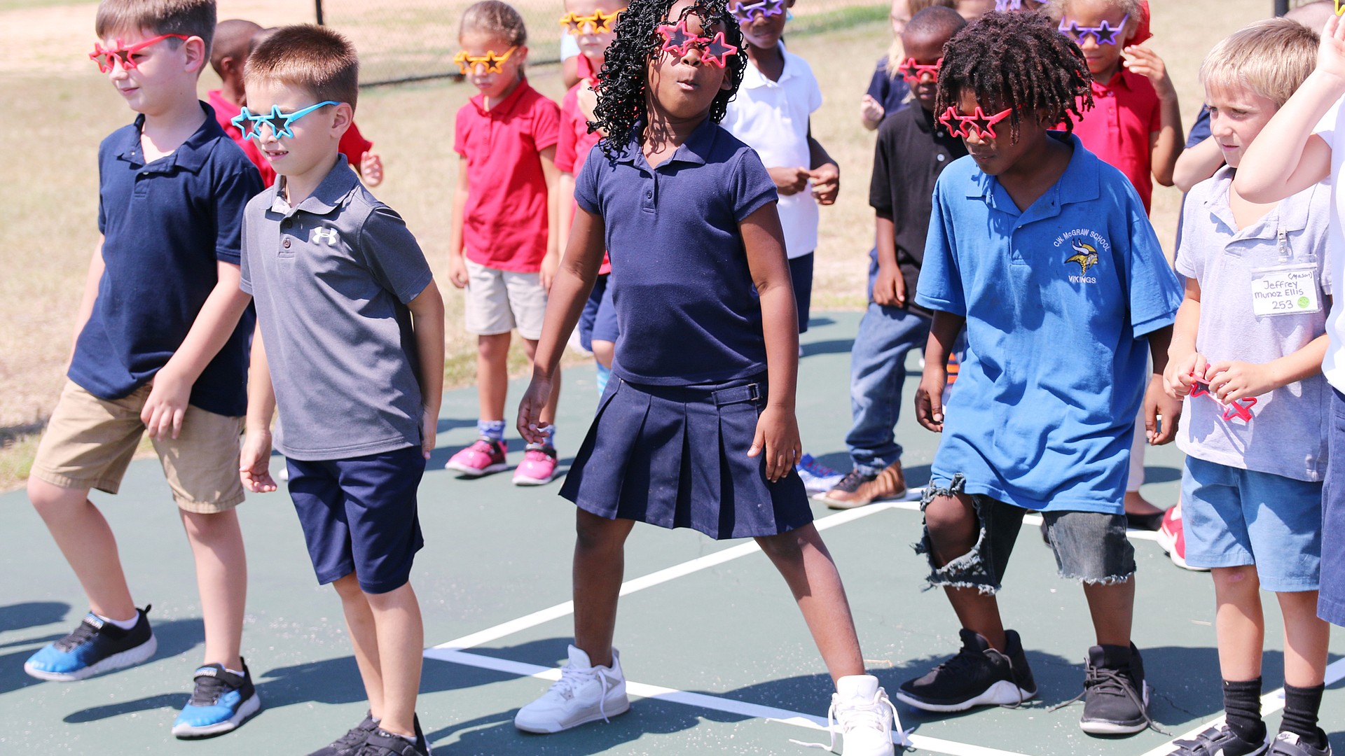 Osceola Elementary 'Rocks' their school | Observer Local News