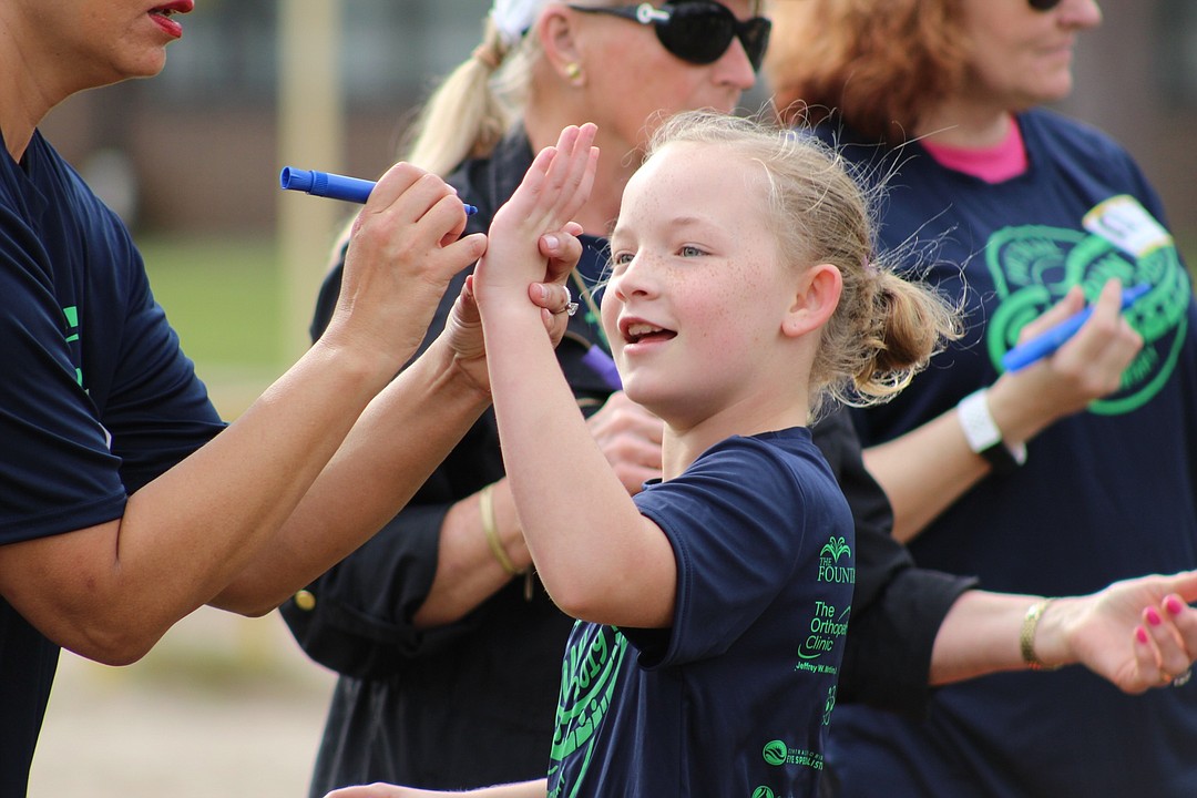 Pine Trail Elementary runs for health in Fun Run | Observer Local News ...