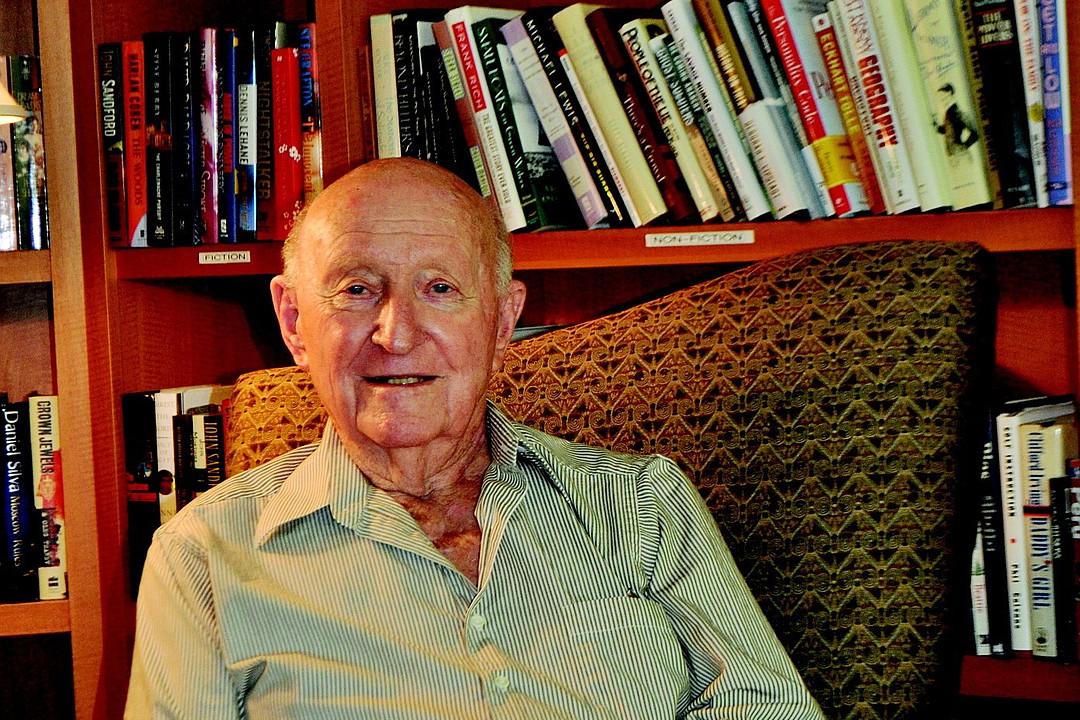 Former Longboat mayor authors first fiction novel | Your Observer