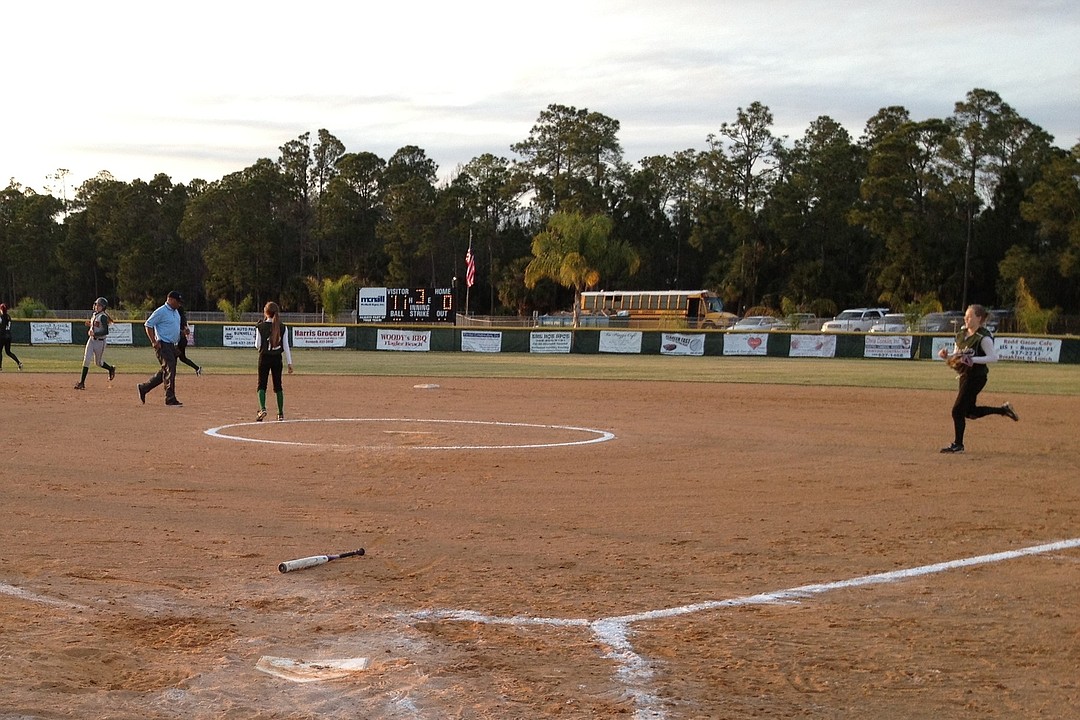 IN-GAME BLOG: FPC vs. Mandarin, in softball | Observer Local News ...