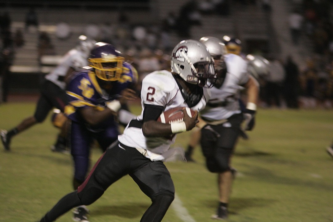 Pirates football team clinches playoff berth | Your Observer
