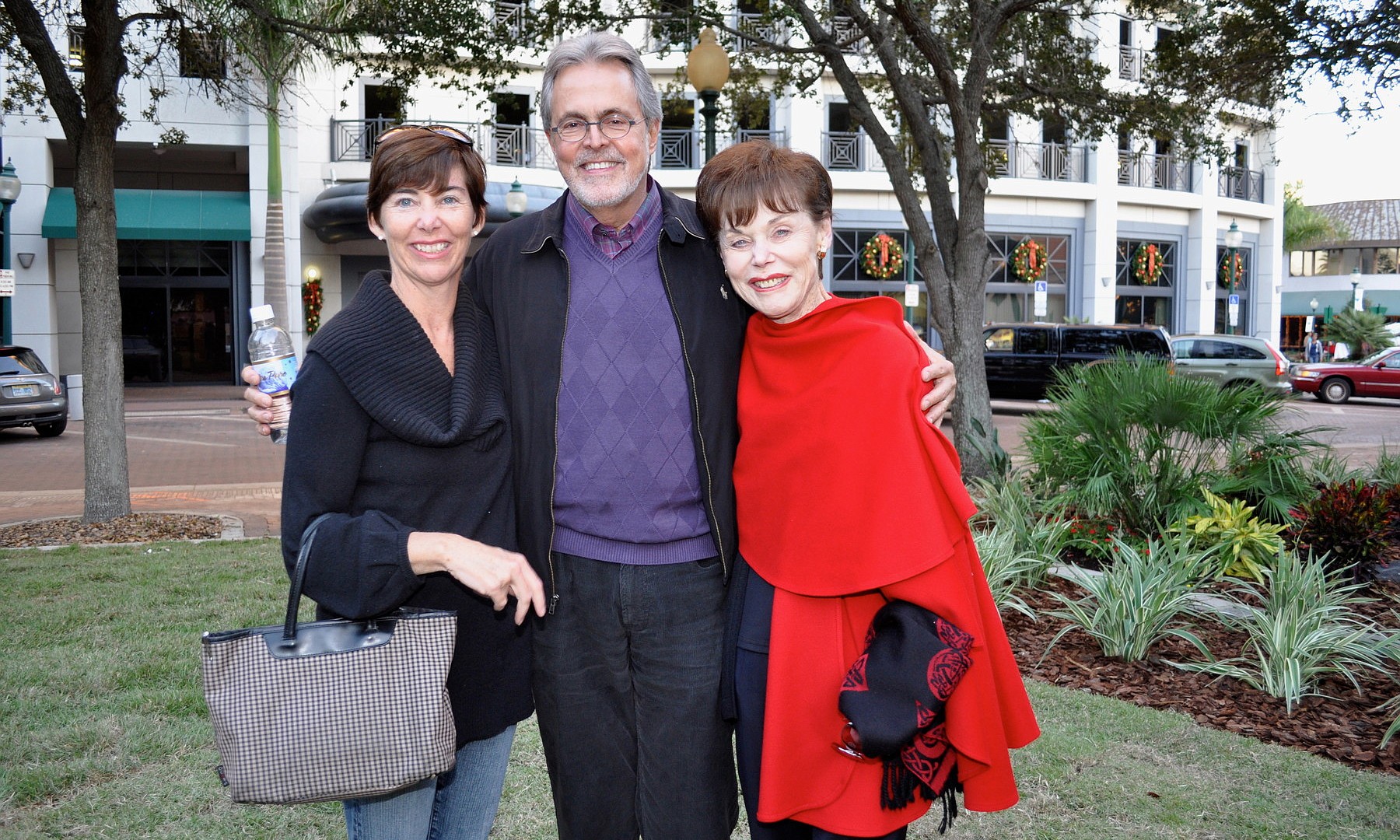 Five Points gets jolly with holly tree | Your Observer