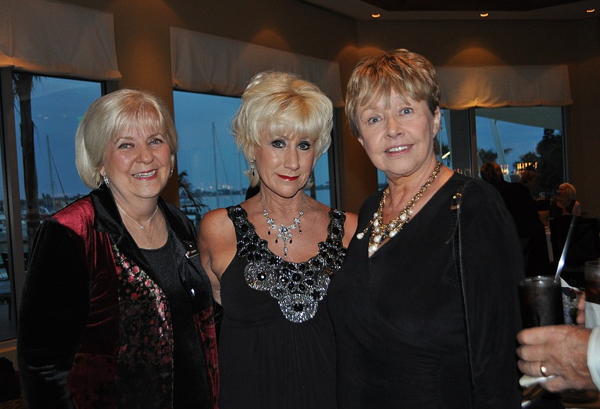 Your Observer | Photo - Jean Gomoll, Mary Reiter and Raynette Lignos