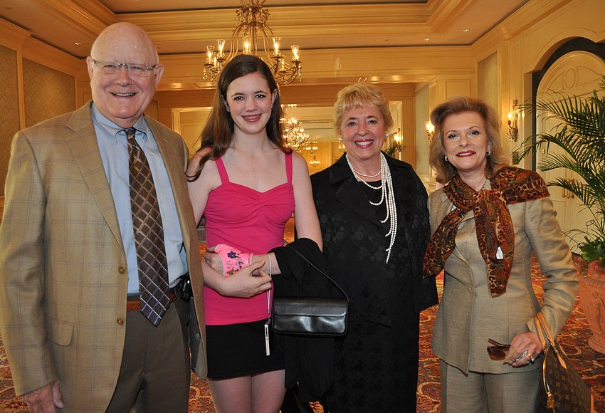 Your Observer | Photo - Doyle King, MacKenzie Gallagher, Mary Kind ...