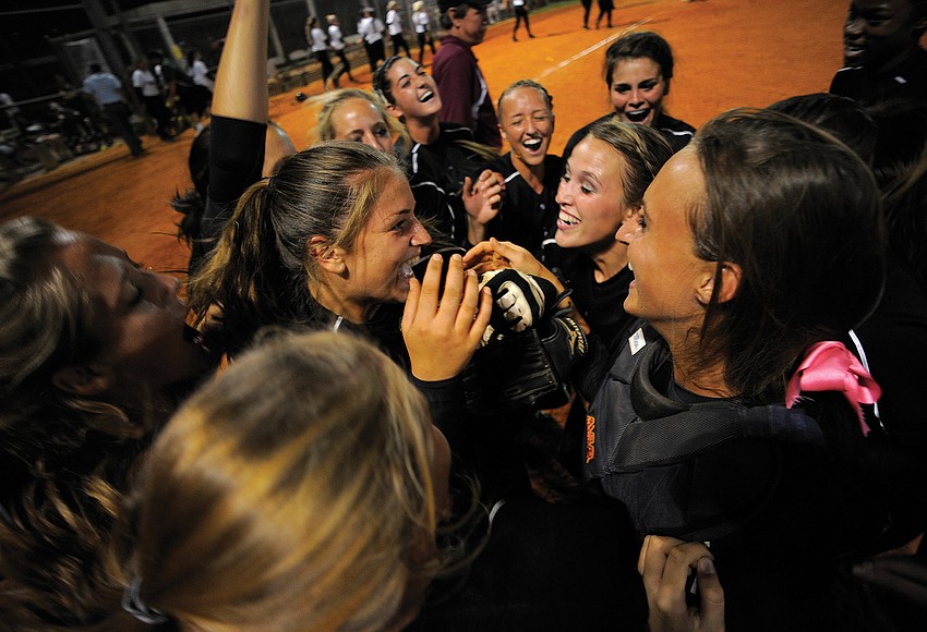 Lady Pirates rally to advance to finals (VIDEO) | Your Observer
