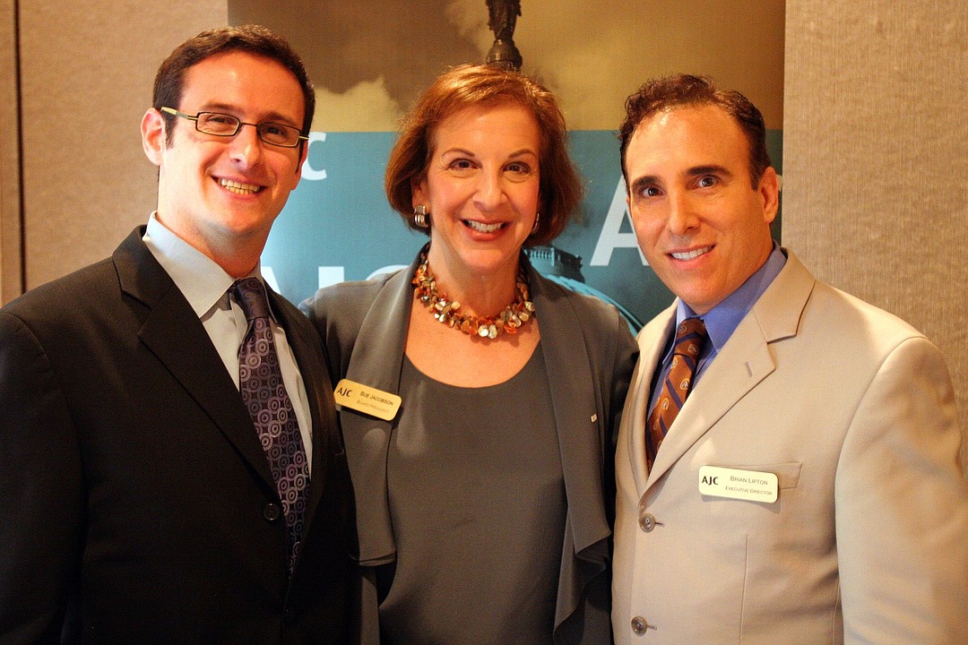 PHOTO GALLERY: AJC's Lunch & Lecture with Ari M. Gordon | Your Observer