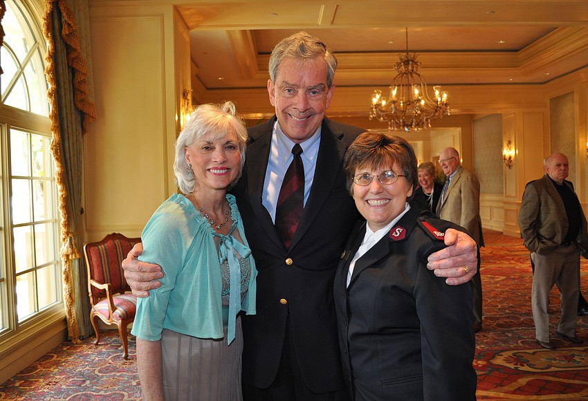 Your Observer | Photo - Honorees Diane and Bob Roskamp with Major Donna ...