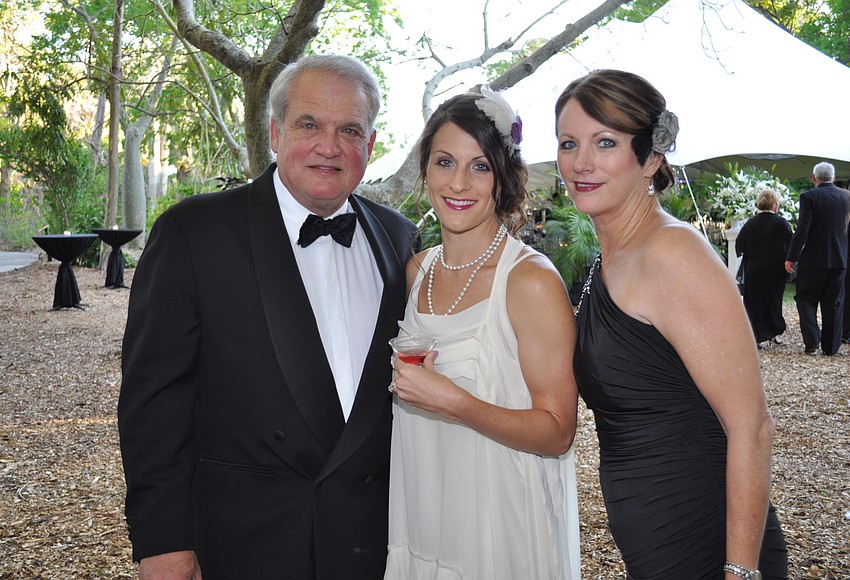 Your Observer | Photo - Bruce Saba, Randi Donahue and Terri Saba