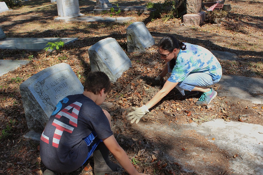 Photo gallery: Family members and community volunteers spend their ...