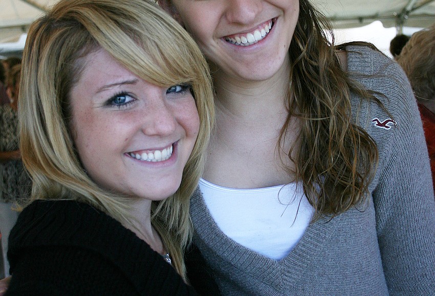 Your Observer | Photo - College students Summer Taylor and Sara Walser ...