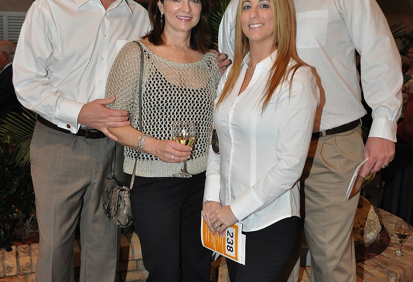 Your Observer | Photo - Dr. Don and Susan Negroski, Jennifer Tulman and ...