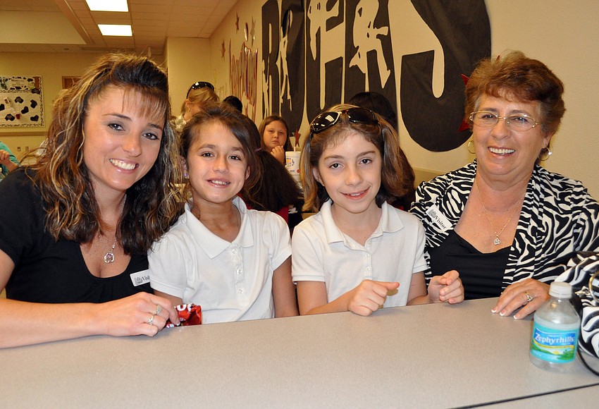 Your Observer | Photo - Melissa Graham, Juliana Suarez, 12, Mikayla ...