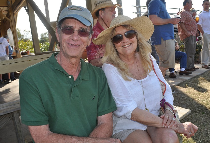 Your Observer | Photo - Art and Nancy Gamzon