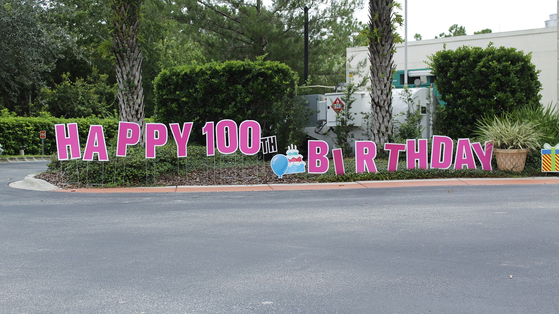 A birthday to remember: Mary Geiger turns 100, at The Windsor ...