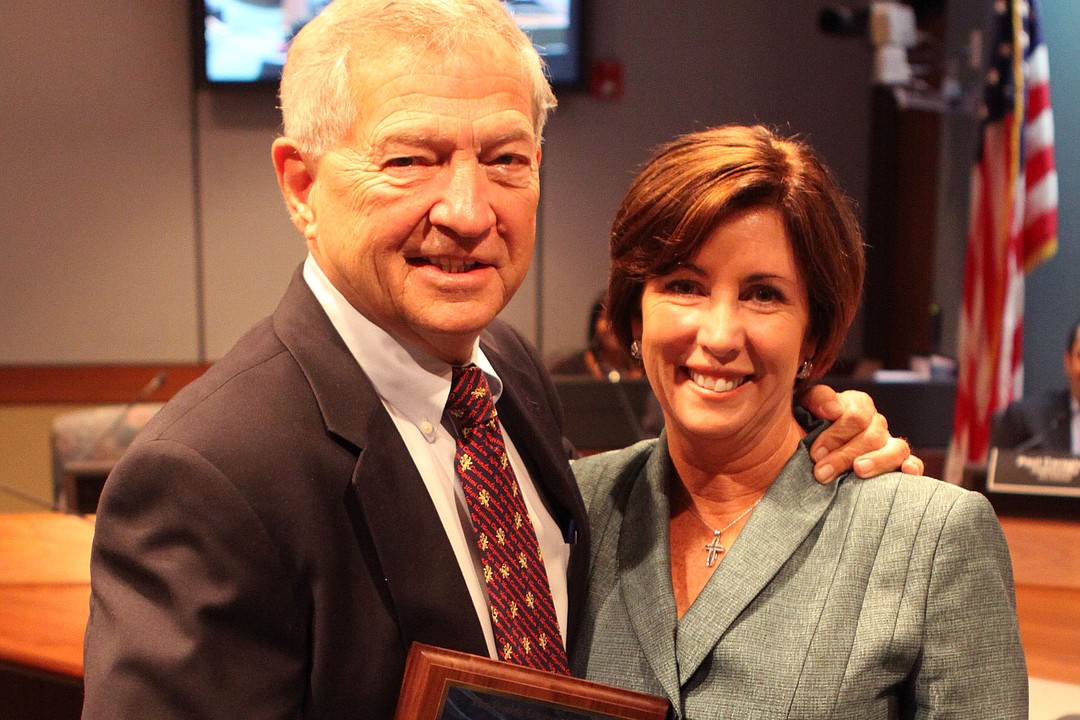 PHOTO OF THE DAY: Sen. Bennett presented with 2012 Legislative ...