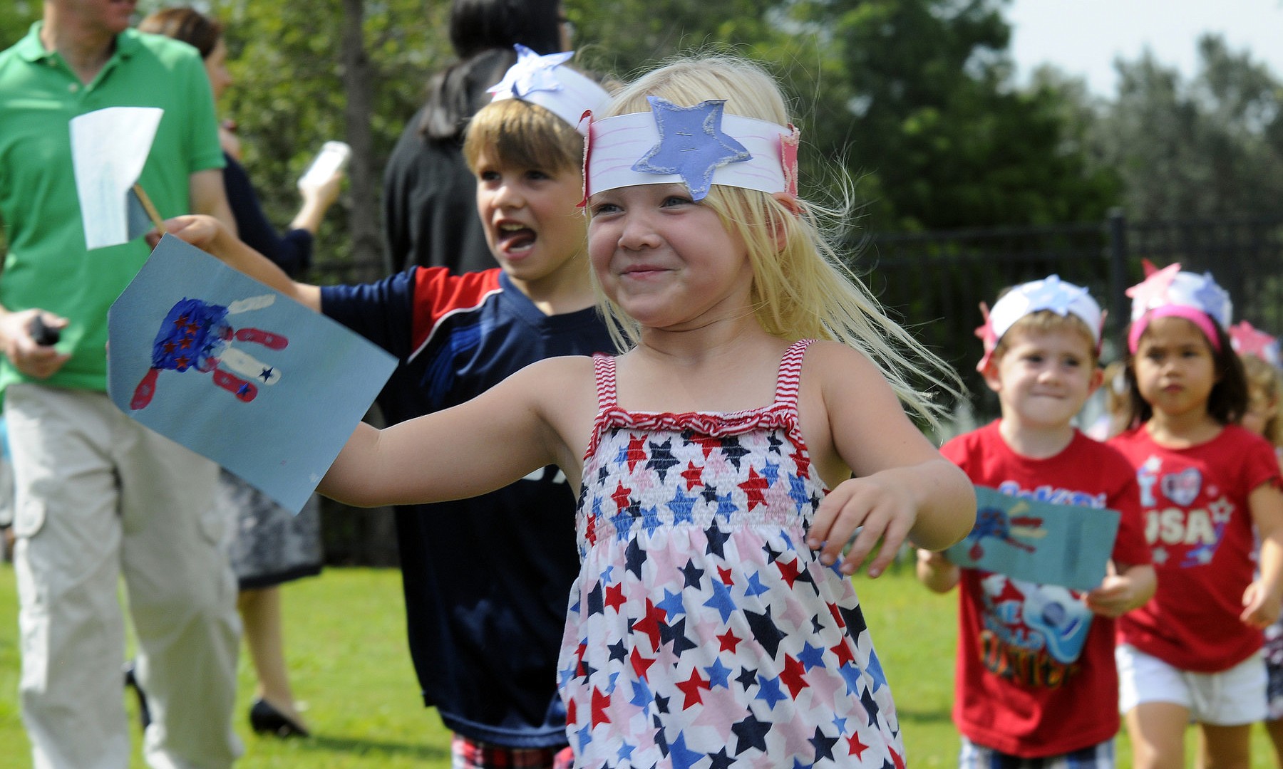 PHOTO GALLERY: Primrose Red, White and Blue Parade | Your Observer