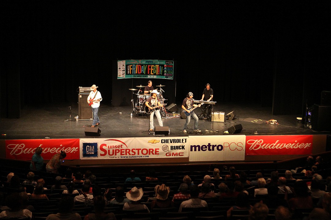 PHOTO GALLERY: Friday Fest with Adrian Ray | Your Observer