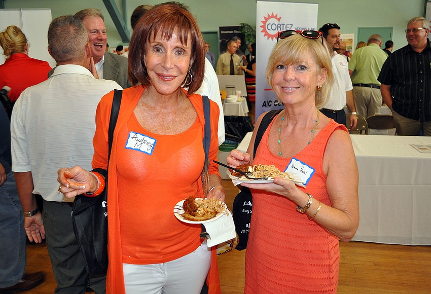 Your Observer | Photo - Audrey Marten and Anna Rees enjoy some food ...