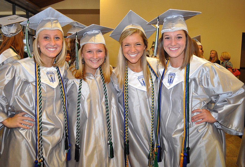 Your Observer | Photo - Hannah Asay, Kasey Szczepanski, Rebekah Baker ...