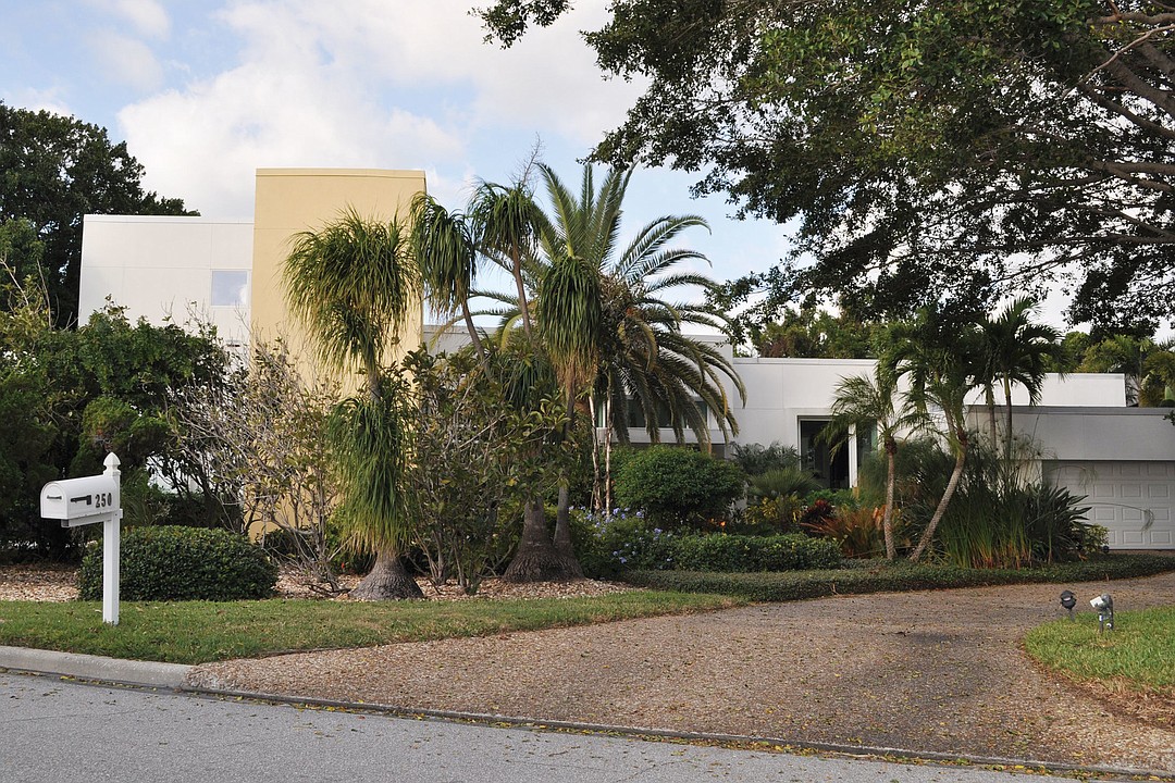 Five-bedroom Bird Key home sells for $2.05 million | Your Observer