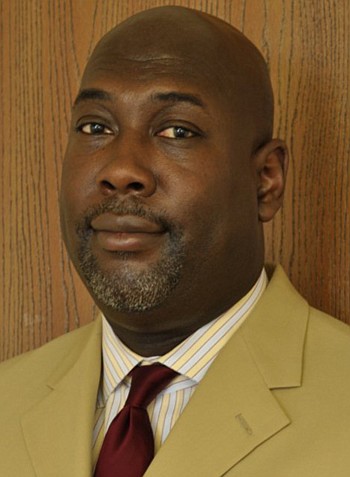 Wallace contract offer approved by DIA board | Jax Daily Record