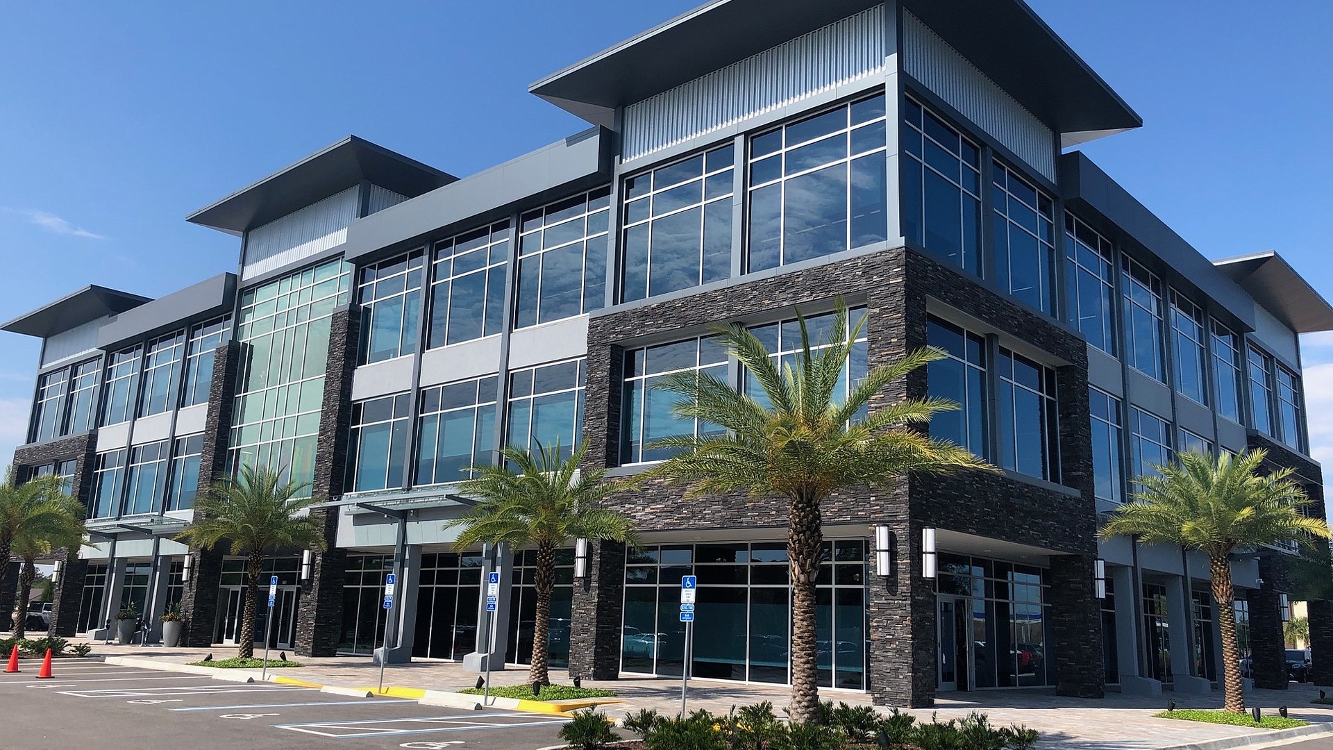 The CSI Companies opens its Gate Parkway area headquarters | Jax Daily ...