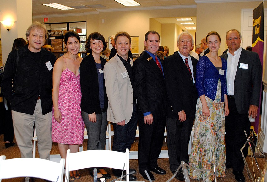 Your Observer | Photo - Frederico Agostini, Jennifer Frautschi, Rebecca ...