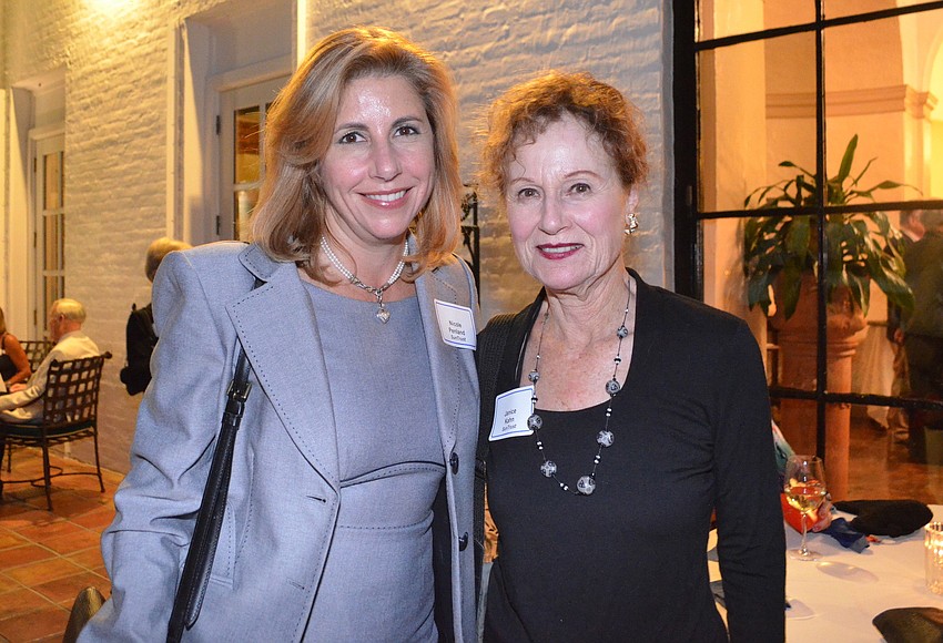 Your Observer | Photo - Nicole Penland and Jan Kahn