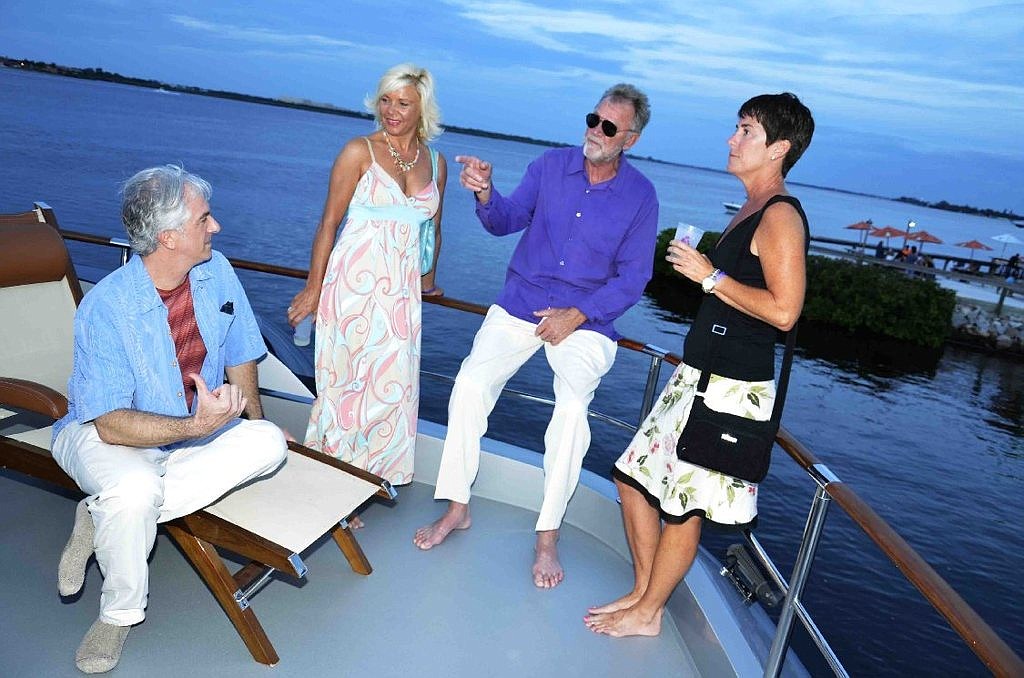 PHOTO GALLERY: Movieville Beach Party at Tarpon Pointe Grill | Your ...