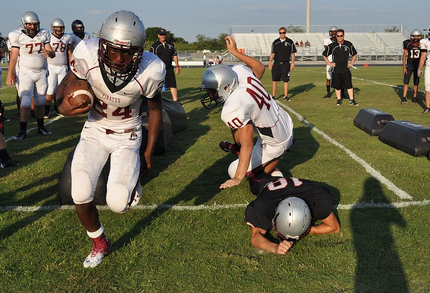 PHOTO GALLERY: Braden River High Pirate Bowl