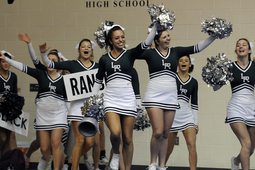 PHOTO GALLERY: Cheerfest Competition | Your Observer