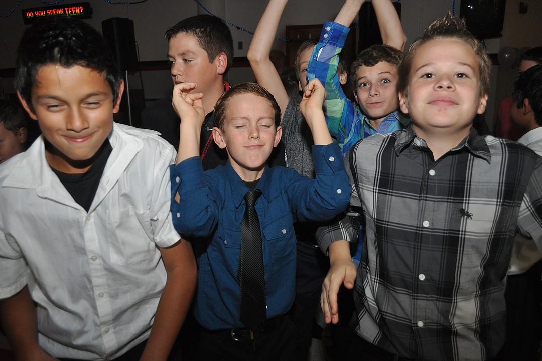 PHOTO GALLERY: Braden River Middle School SnowComing | Your Observer