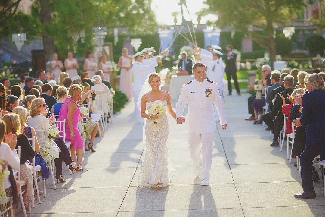 Just Married: Ethan Biter and Molly Klauber | Your Observer