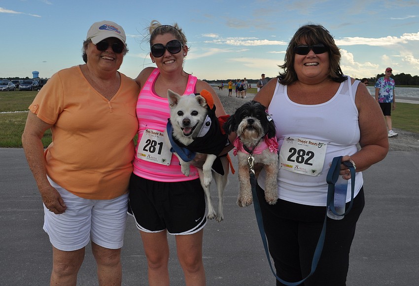 Your Observer | Photo - Clare Loer with Kelsey and Kim Sprague dressed ...