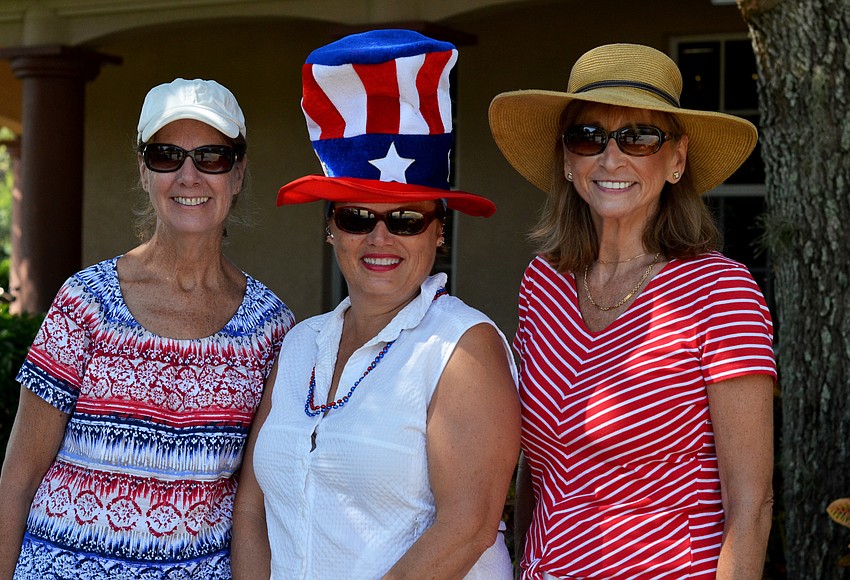 Your Observer | Photo - Ann Marie Fallon, Diane Fierle and Debbie Corn