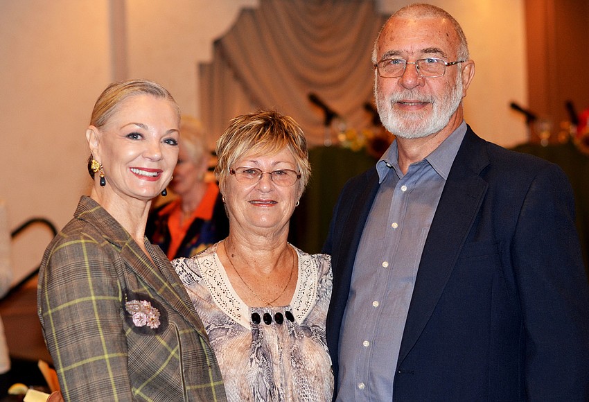 Your Observer | Photo - Panelist Jean Weidner Goldstein with cousins ...