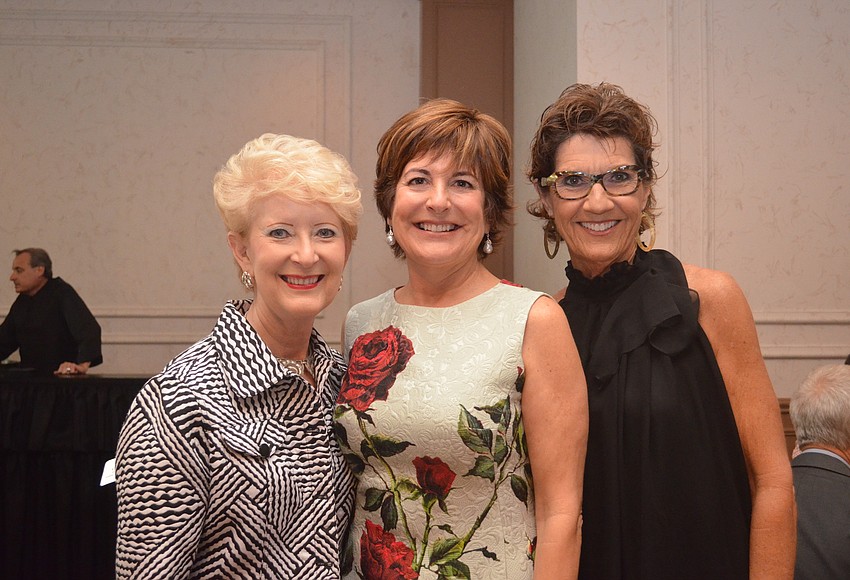 Your Observer | Photo - Christine Jennings, Cathy Layton and Barbara Banks