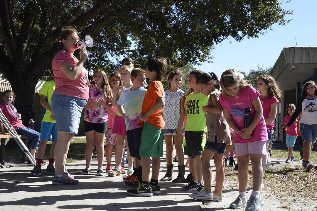 Gene Witt students walk for animal wellbeing | Your Observer
