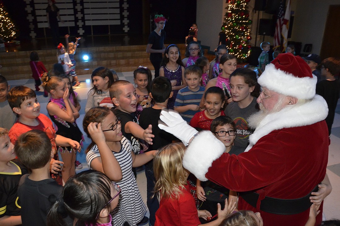 Tara Elementary School hosts dinner with Santa | Your Observer