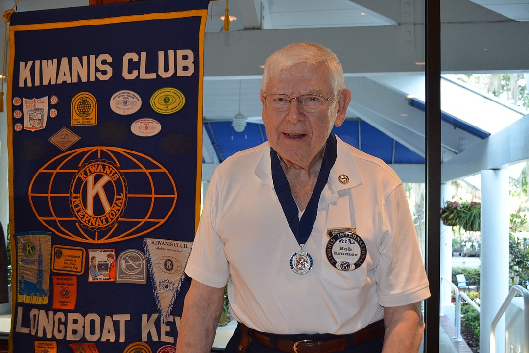 Kromer wins award for service | Your Observer