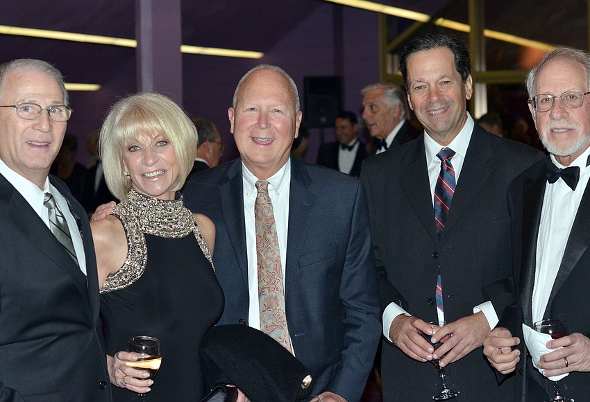 Your Observer | Photo - Larry and Debbie Haspel, Scott Anderson, Scott ...