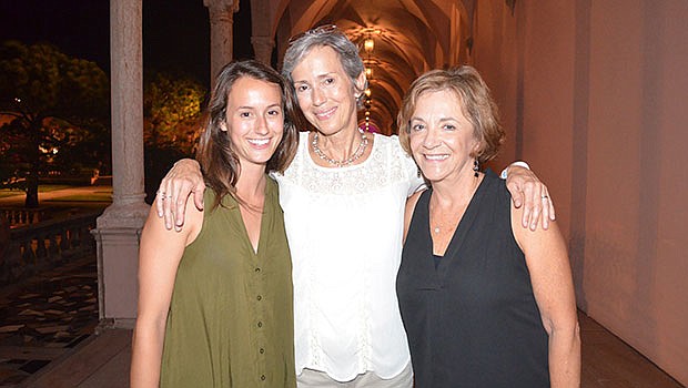 Your Observer | Photo - Emily-Meyer,-Arden-Meyer-and-Ann-Wooley