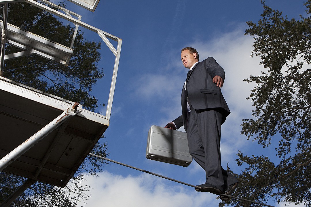 Wallenda to wear blindfold for Chicago wire walk | Your Observer