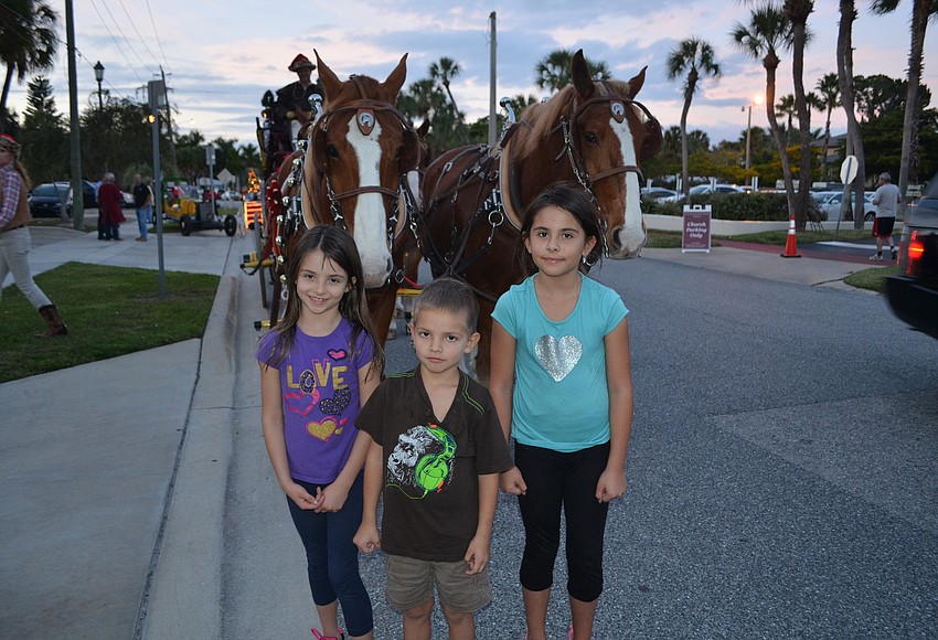 Your Observer | Photo - Leisa Wilhelm, 7, with siblings Easton, 4, and ...