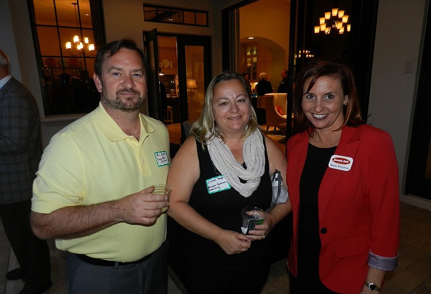 Your Observer | Photo - Ken and Lynda Snyder chat with Sharon Torregrossa.