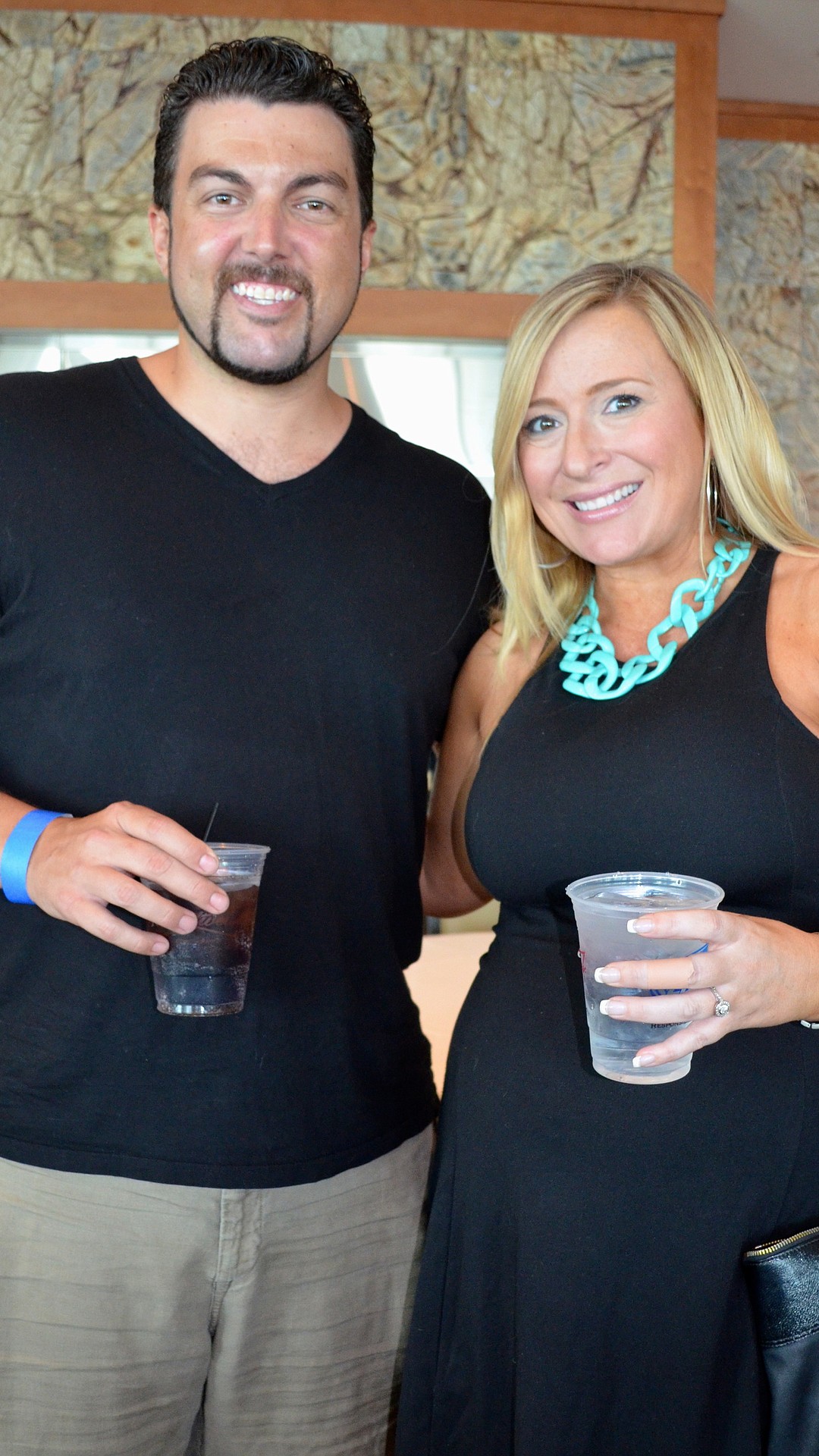 PHOTO GALLERY: A Nautical Night of Giving | Your Observer