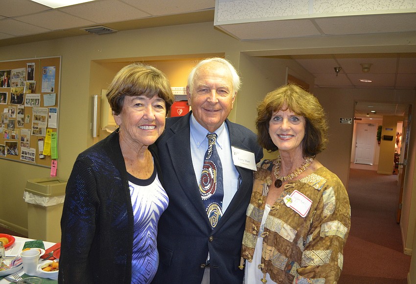 Your Observer | Photo - Nancy and Terry Hart with Suzanne McKeever