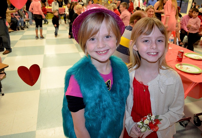 Your Observer | Photo - Third-graders Elise Combs and Skylar Armstrong ...